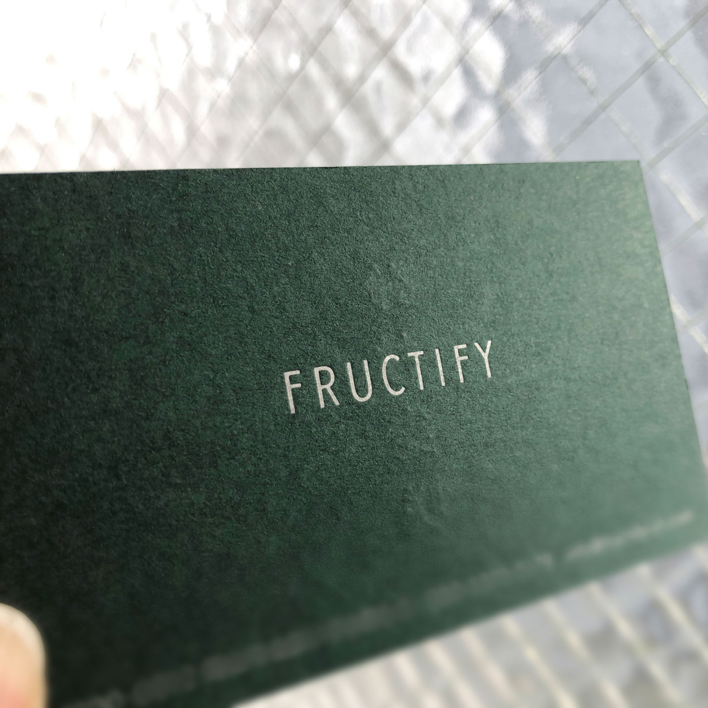FRUCTIFY ロゴデザイン・名刺デザイン